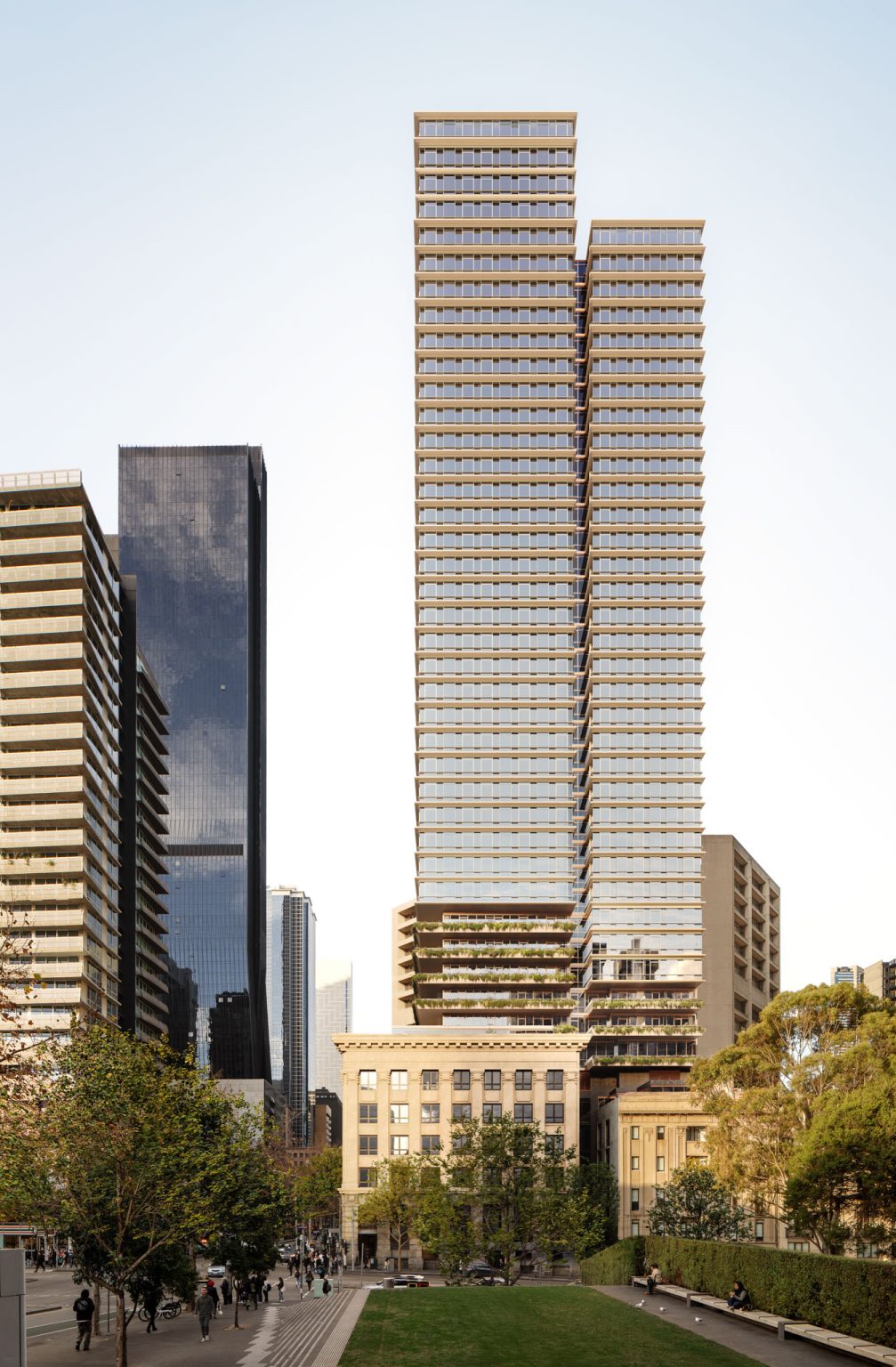 Design & Form - 623 Collins